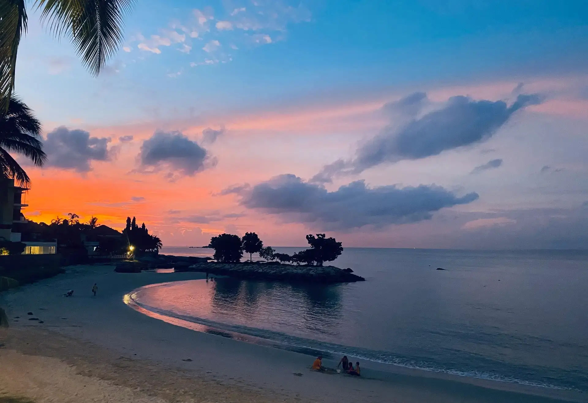 Batu Ferringhi Beach | Entrance Fee, Opening Hours & More