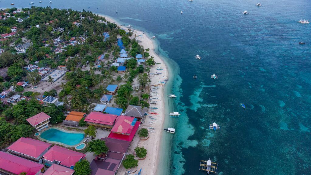 Mactan Newtown Beach | Entrance Fee, Opening Hours & More