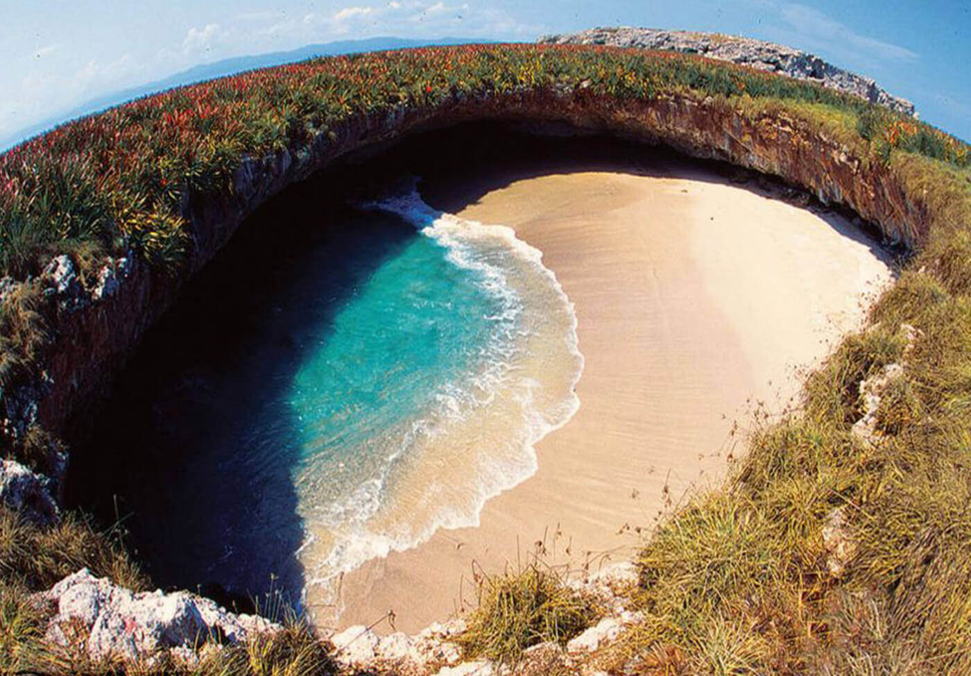 Hidden Beach | Entrance Fee, Opening Hours & More