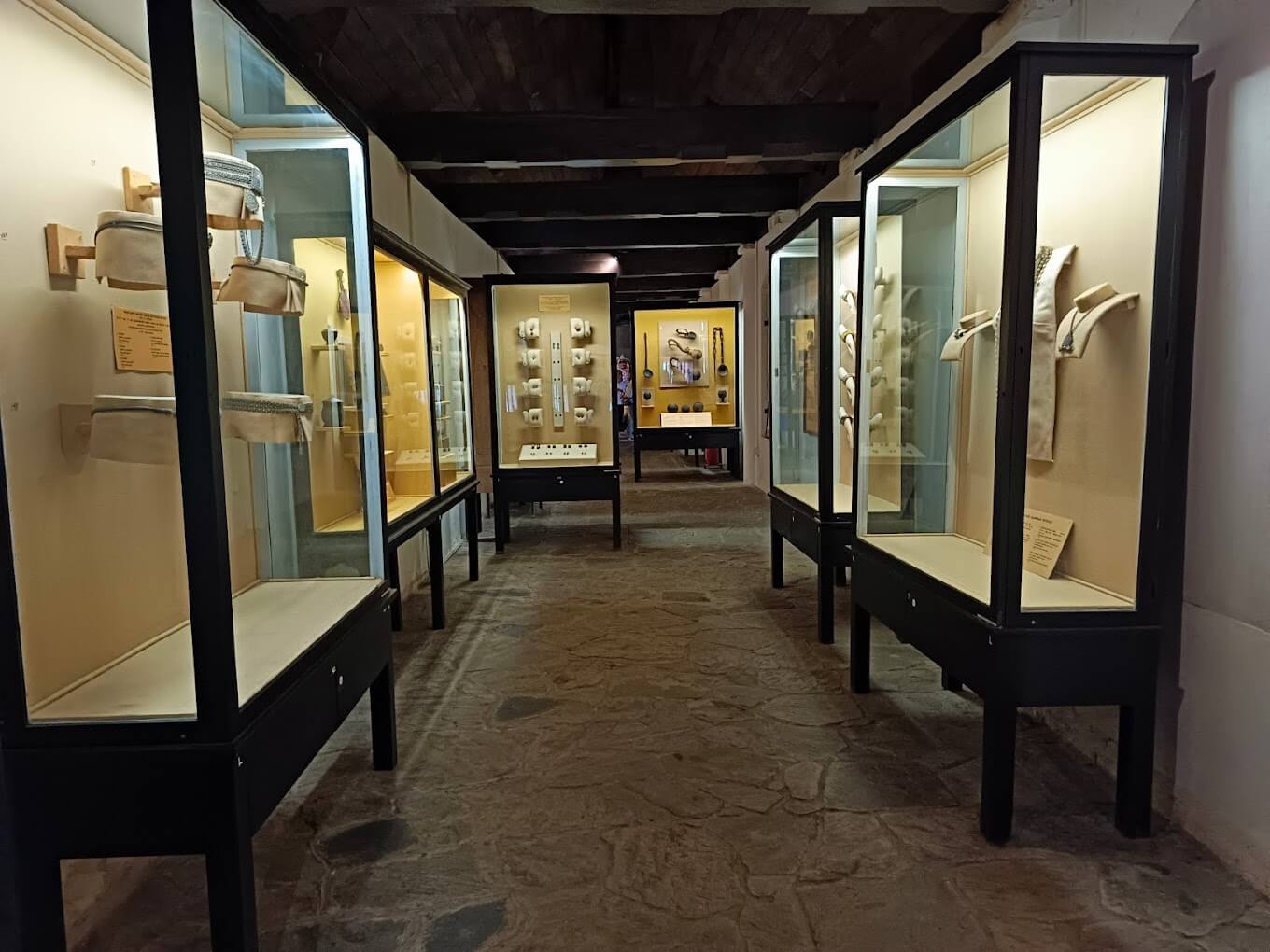 Kandy Museum | Entrance Fee, Opening Hours & More