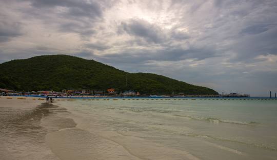 Koh Larn (Coral Island) | Entrance Fee, Opening Hours & More