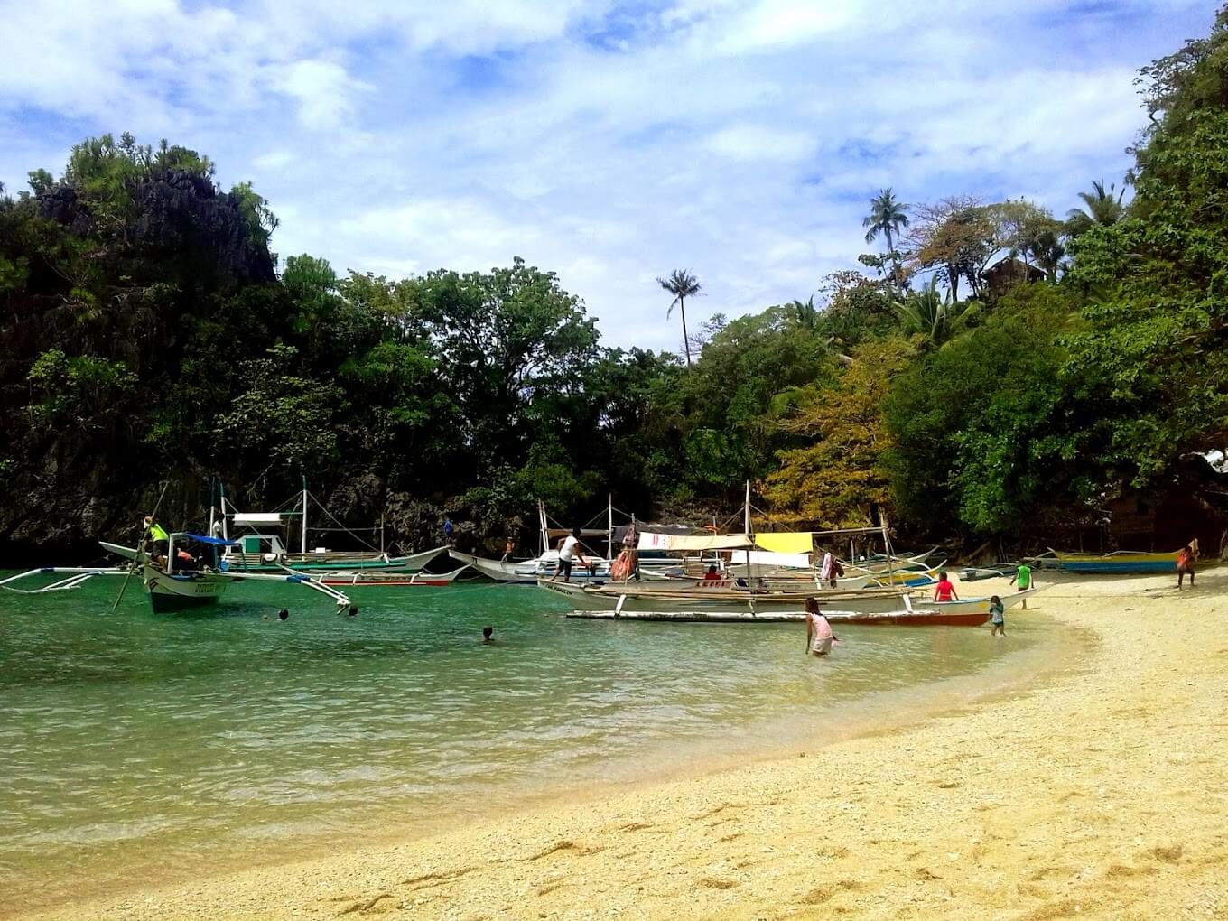 Lapuz-Lapuz Beach | Entrance Fee, Opening Hours & More