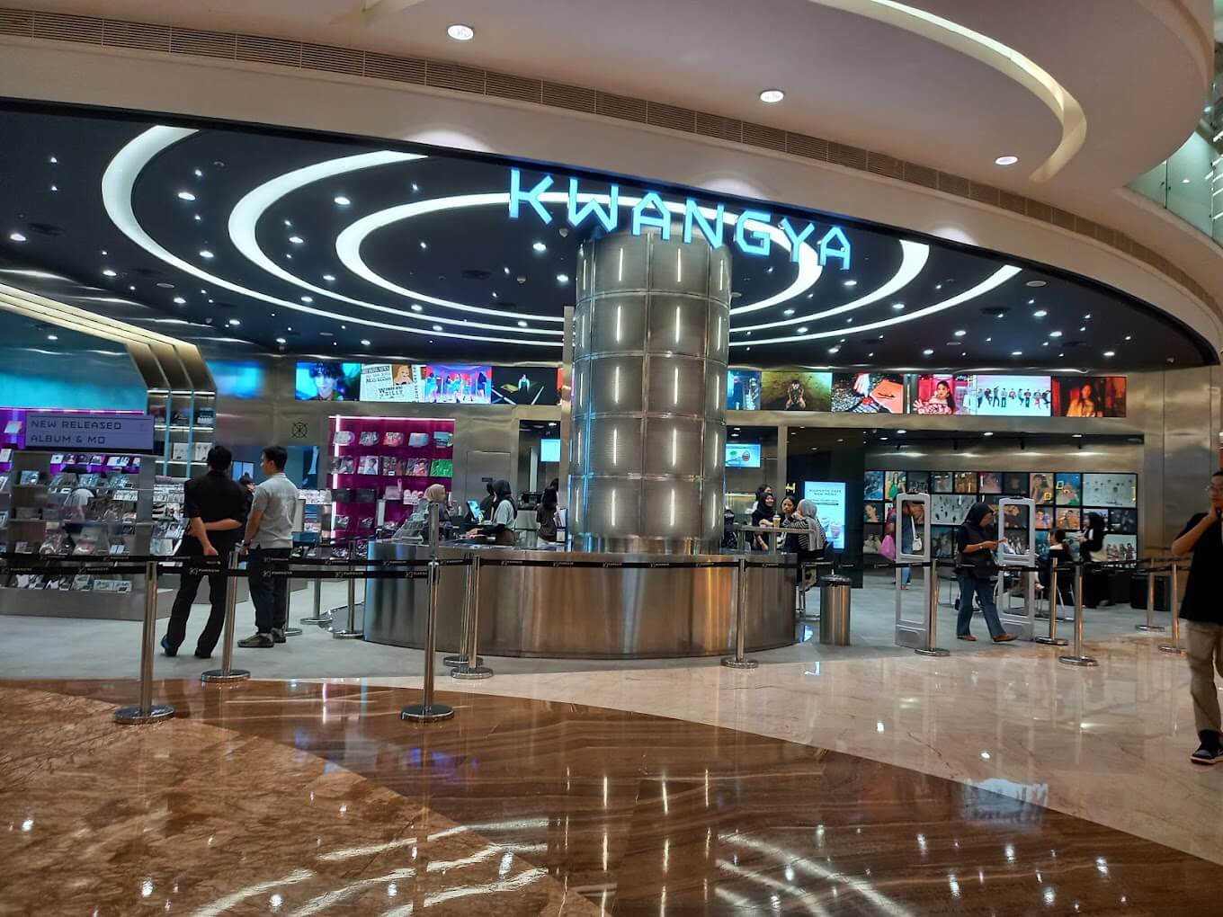 Neo SOHO | Entrance Fee, Opening Hours & More