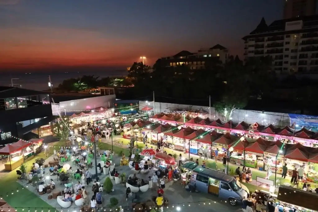Pattaya Park Night Market | Entrance Fee, Opening Hours & More