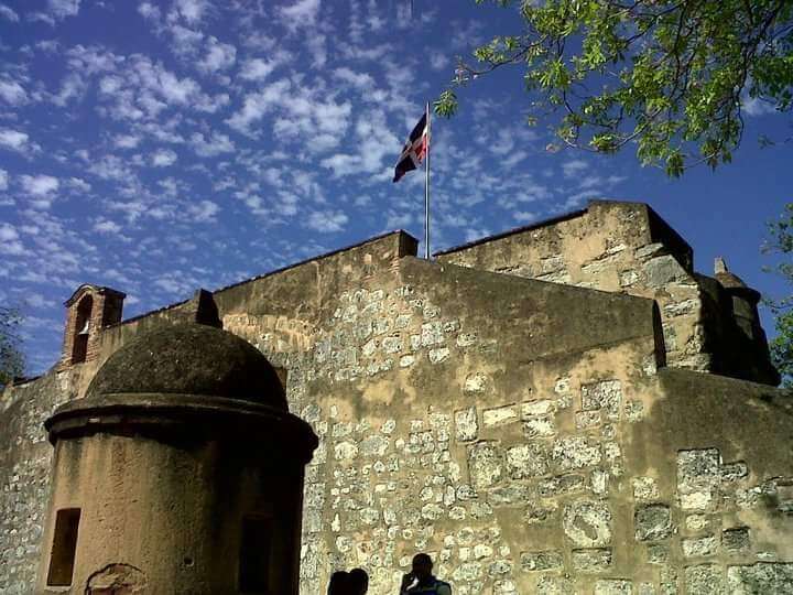 La Puerta del Conde | Entrance Fee, Opening Hours & More