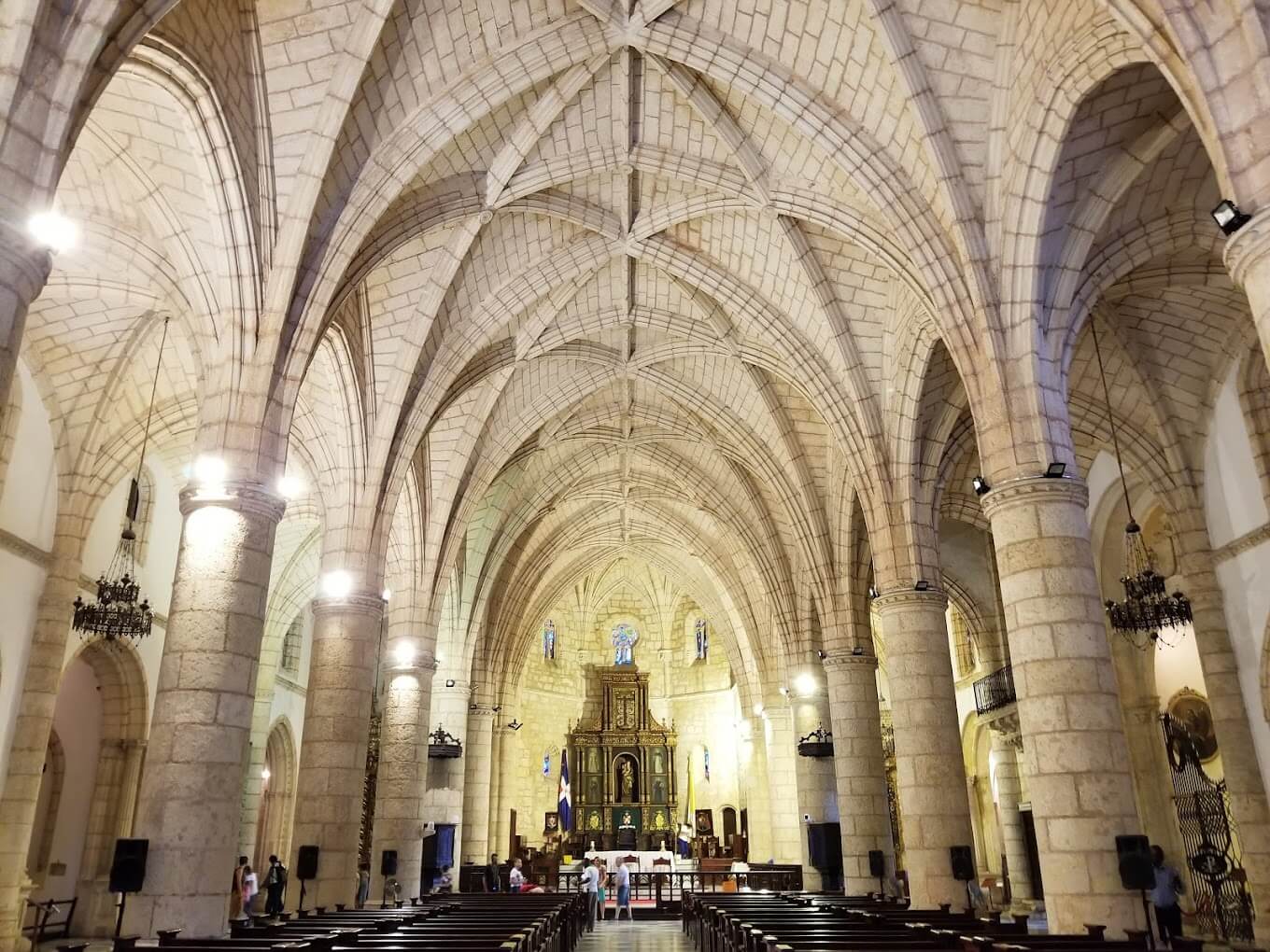 Santa María la Menor Cathedral | Entrance Fee, Opening Hours & More