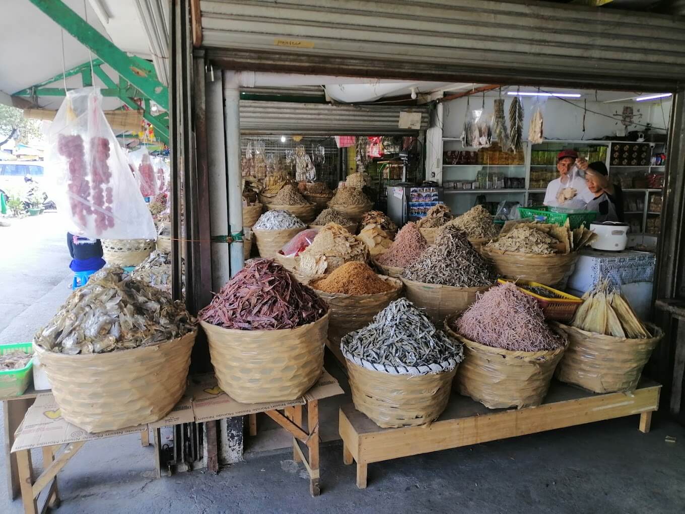 Taboan Public Market | Entrance Fee, Opening Hours & More