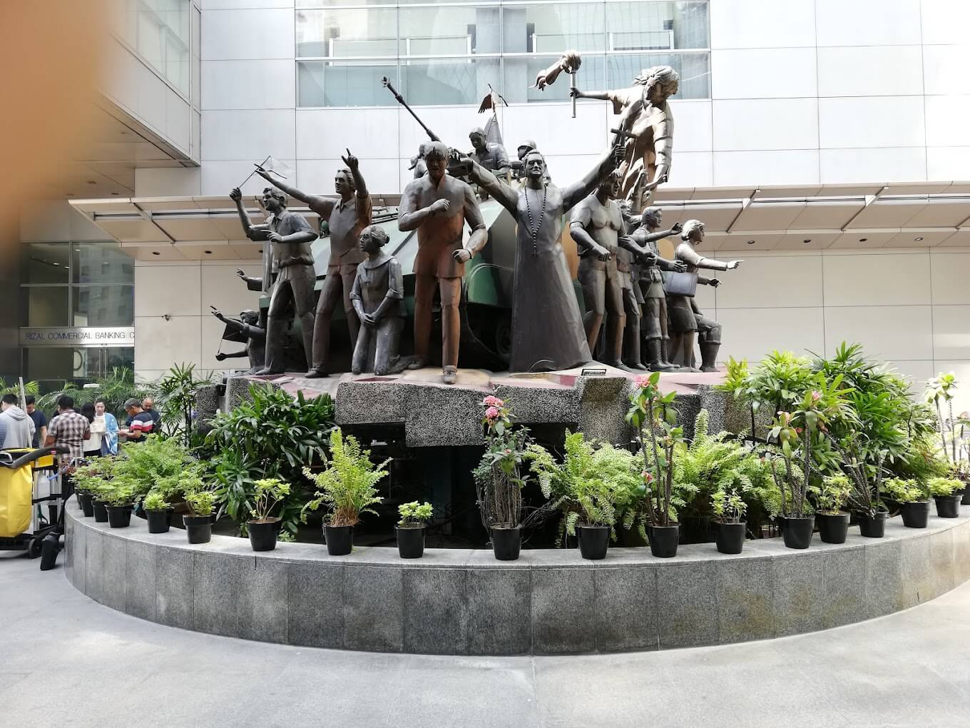 Metropolitan Museum of Manila at BGC | Entrance Fee, Opening Hours & More