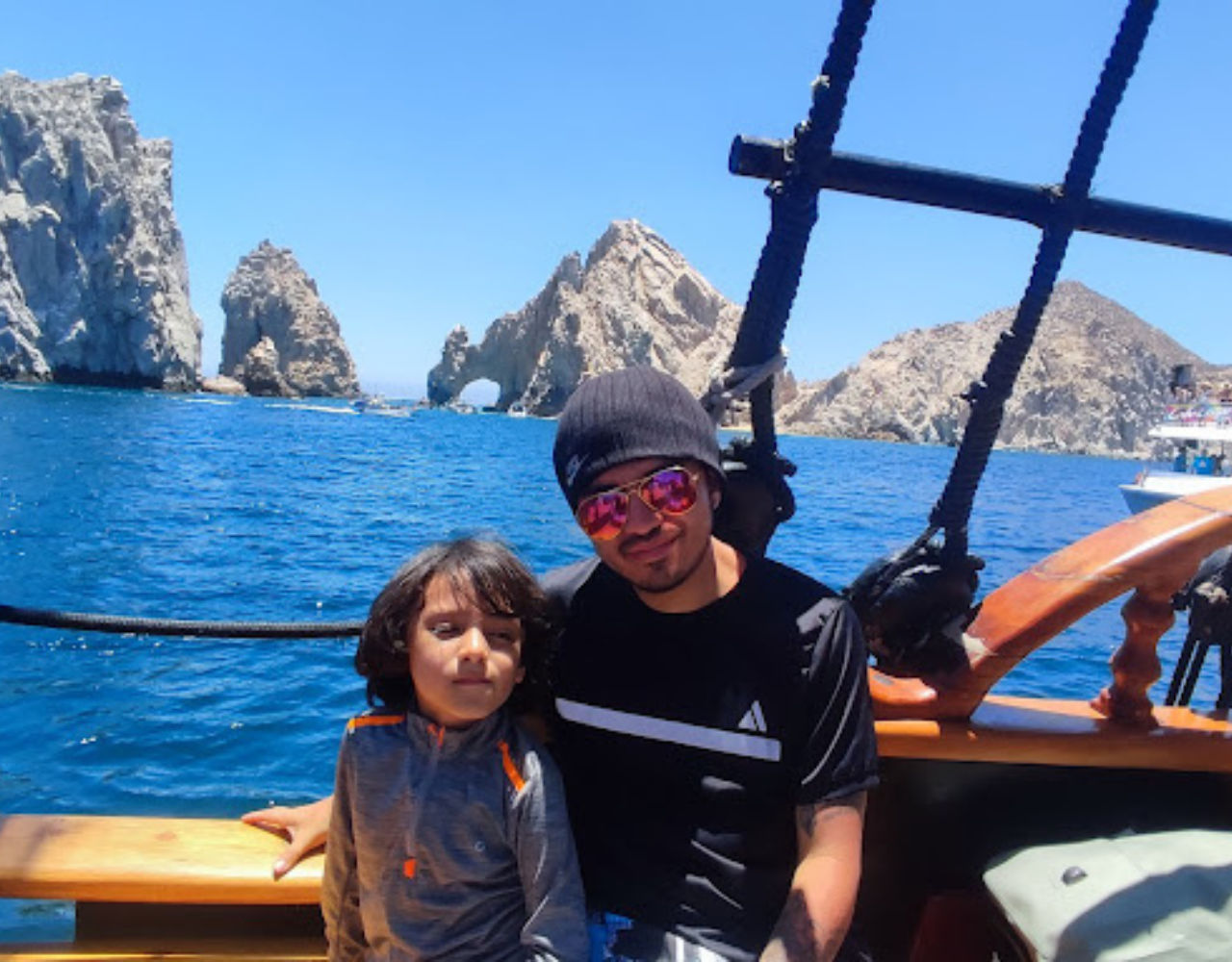 Los Cabos Sunset Cruise & Nightlife Tour | ForeverVacation