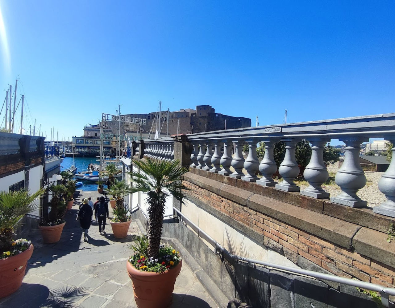 Naples Scenic Shoreline and Castles Tour | ForeverVacation