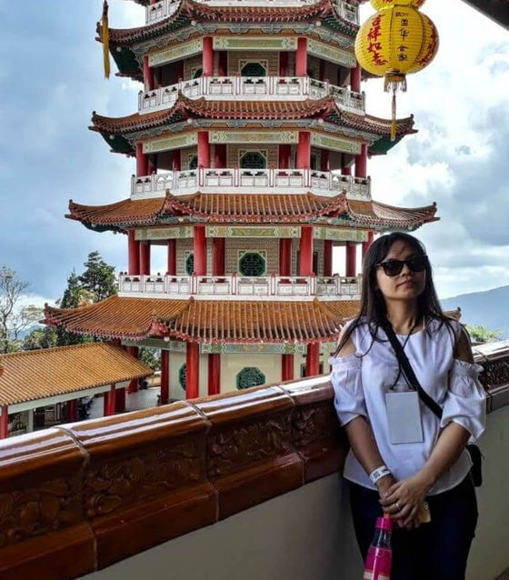 Kuala Lumpur Colmar Tropicale French Village and Chin Swee Cave Temple ...