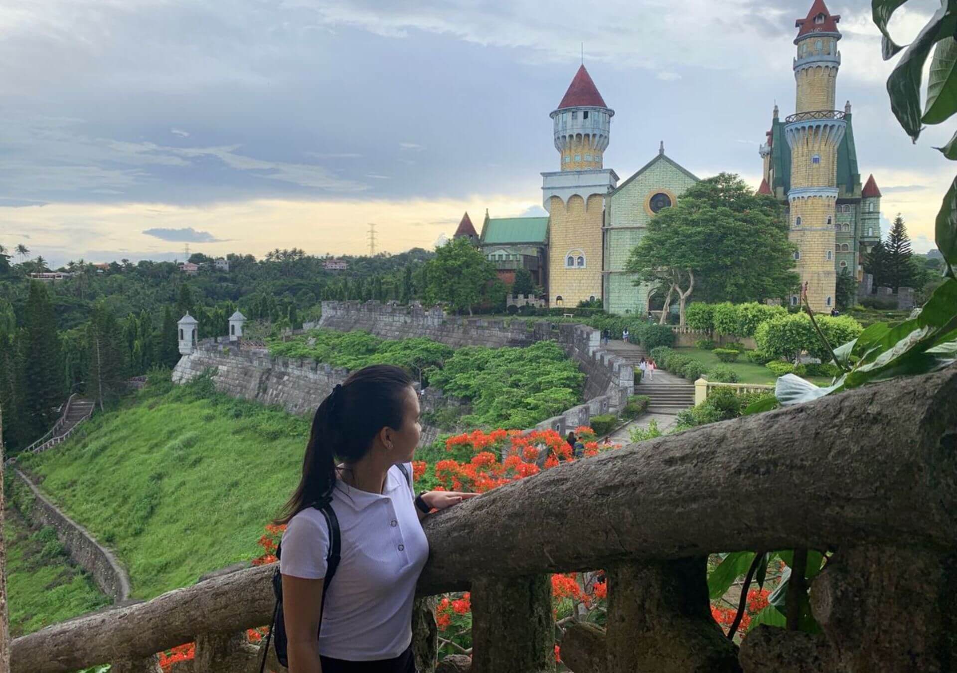 Manila Tagaytay Highlands Tour: Scenic Ridges, Fairytale Castle ...