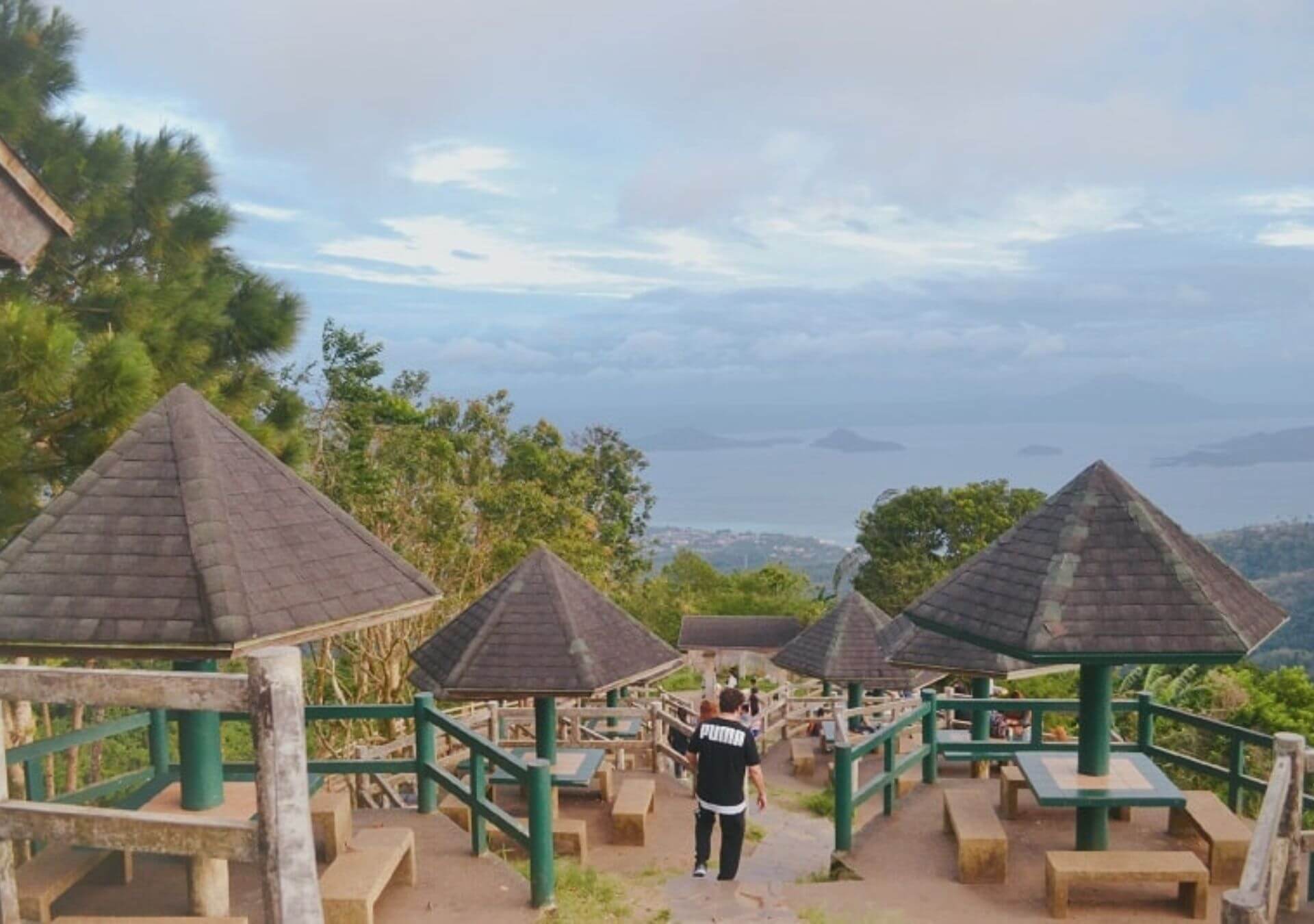 The Great Tagaytay Discovery Tour: Colorful Landscapes & Scenic Volcano ...