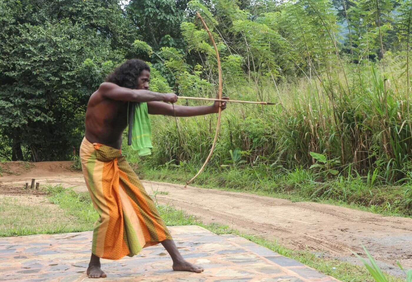 Vedda Aboriginal Village & Sacred Mahiyanganaya Temple Visit